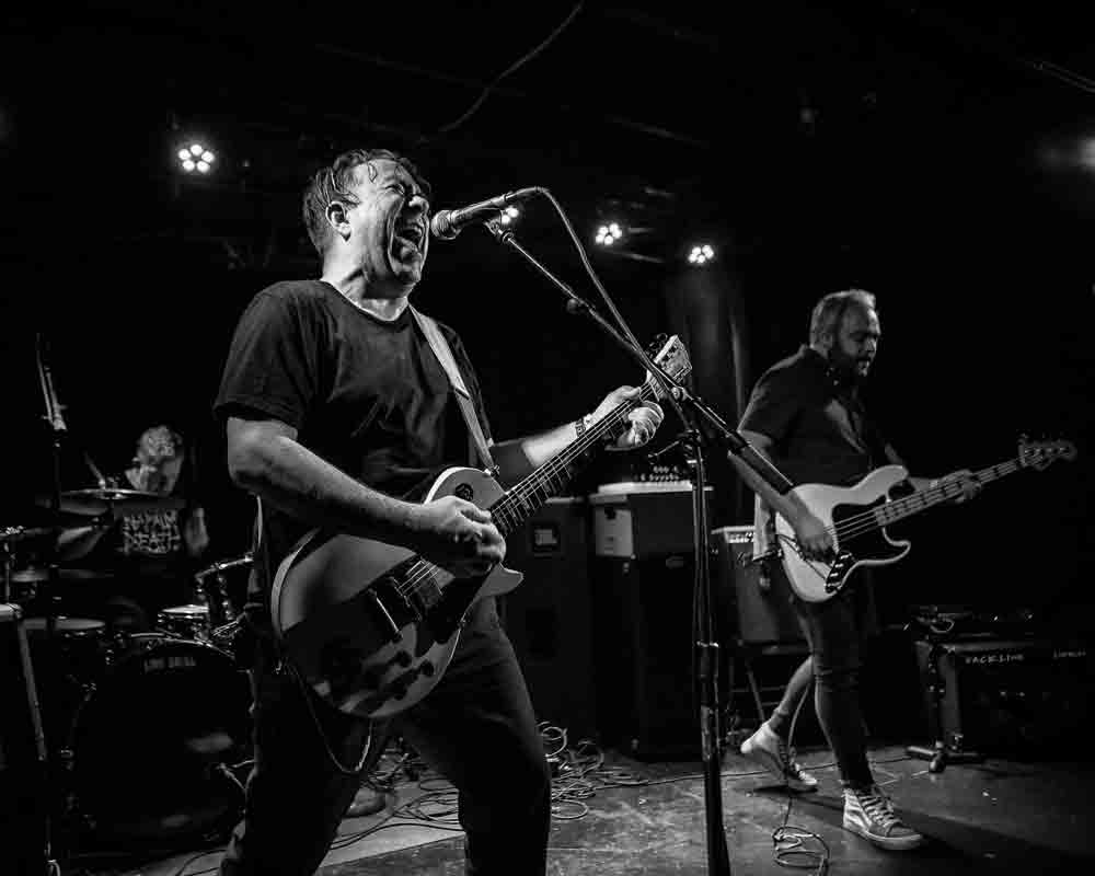 UPRIGHT CITIZENS! – Vive Le Rock